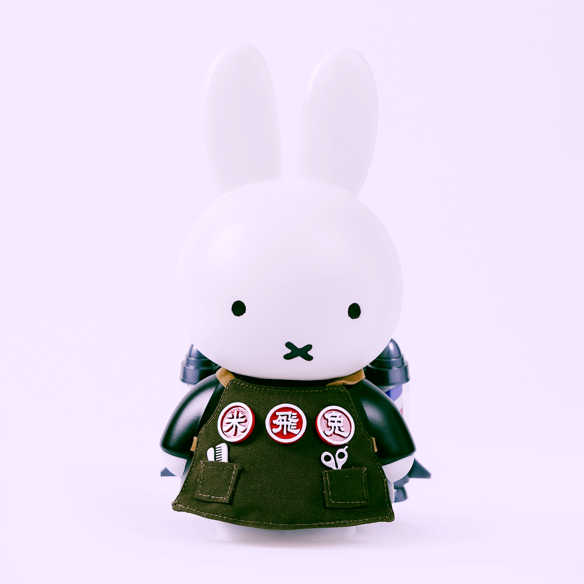 玩玩兔 miffy︱藝術家特輯︱自己的一點任性加上對夢想的不放棄 Toy Holic Studio童心玩具工作 - OMO| 線上藝廊